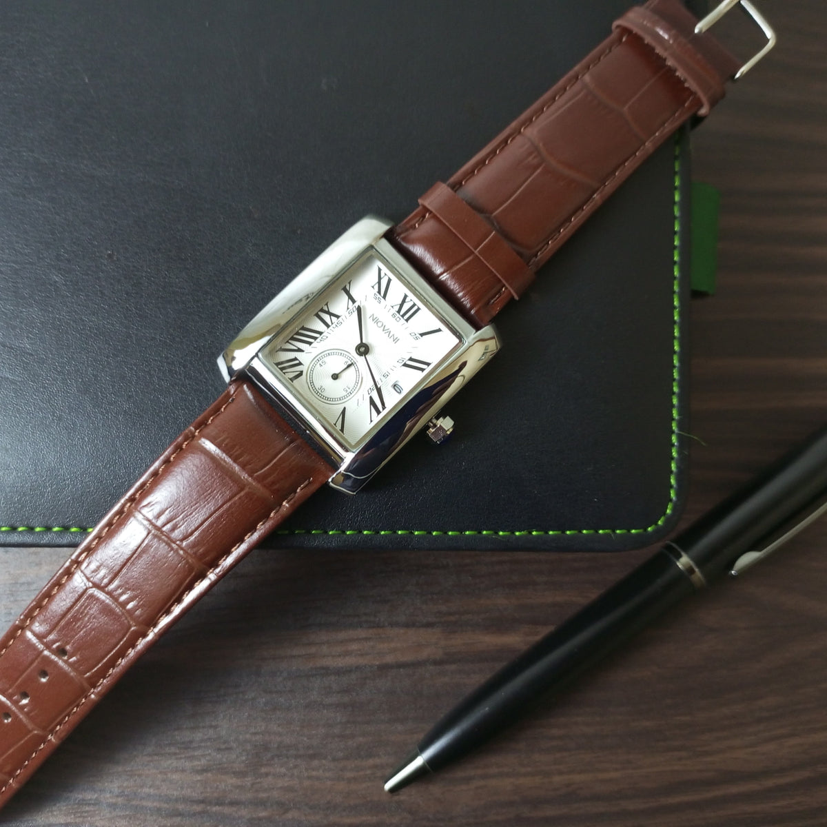 Niovani Old Money (Brown & White) - Men's Watch - Ultra Soft Leather