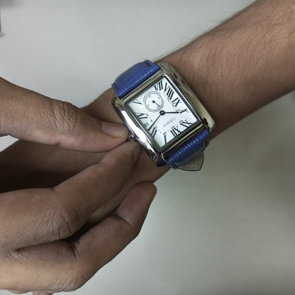 Niovani Old Money (Royal Blue & White) - Men's Watch - Ultra Soft Leat